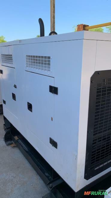 Gerador de Energia 55 Kva 50 Kva Stemac Carenado Motor Mwm 859641
