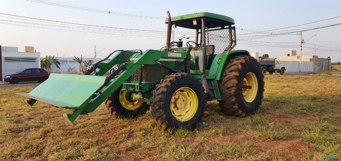 Trator John Deere 6405 4X4 Ano 03 em Piumhi MG à venda. Compre 660461
