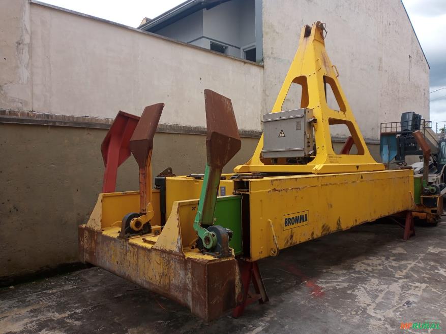 Spreader Bromma em Paranaguá PR à venda. Compre direto 673305