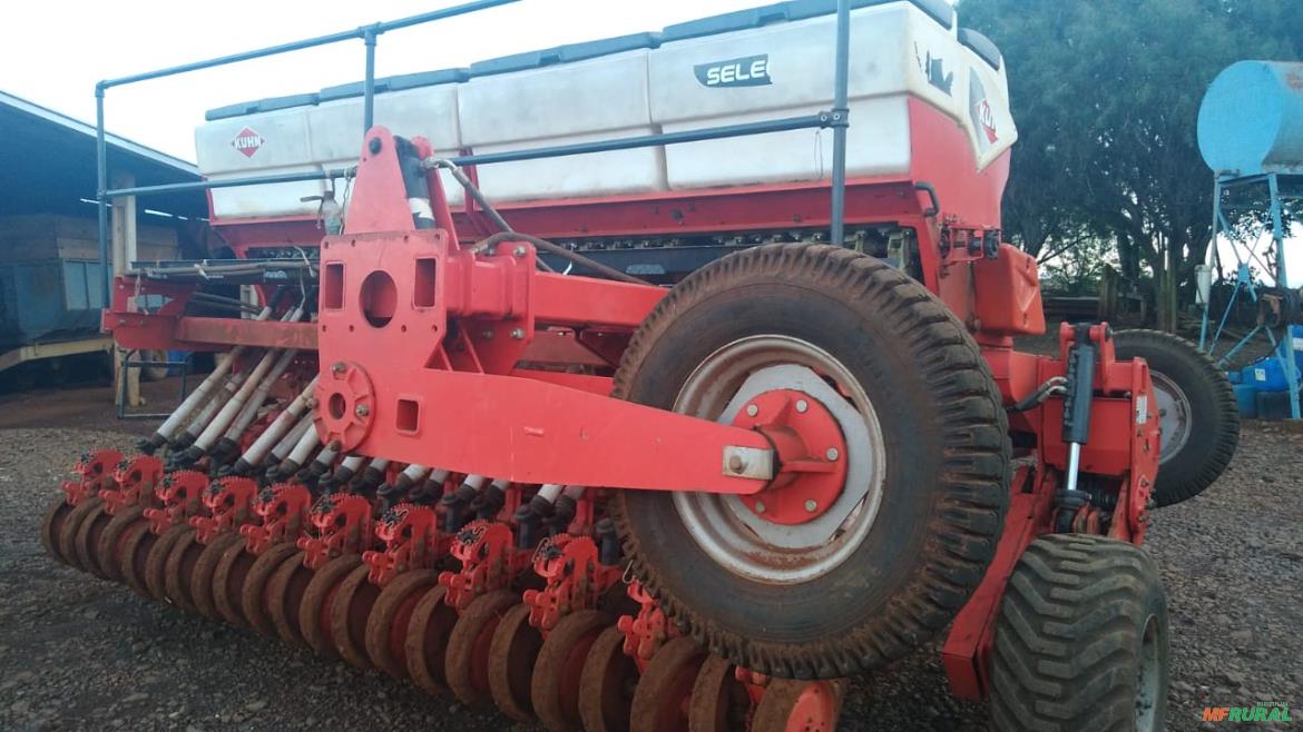 Semeadeira Kuhn Selec 21 Ano 2018 em Pitanga PR à venda. Compre 712337