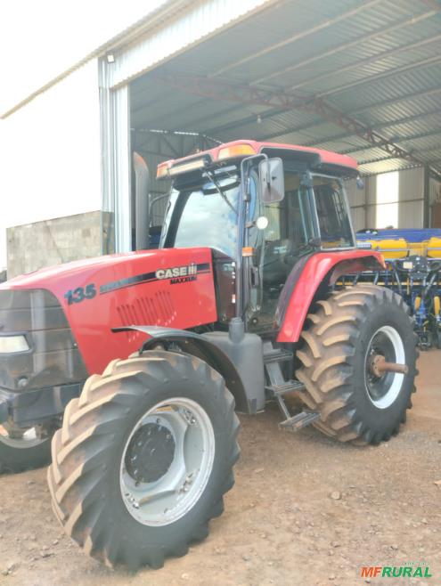 Trator Case 135 Maxxum Ano 2009 em Pitanga PR à venda. Compre 810915