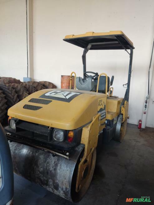 Rolo Compactador 4Ton Cat Cb334e Ano 2006 em São José dos 791215