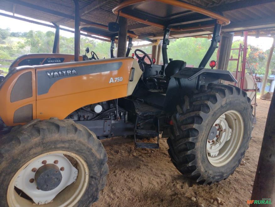Trator Valtra/Valmet em Jaguariúna - SP à venda com preço