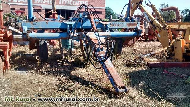 Subsolador Super Pesado 5 Hastes Controle Remoto em São Carlos 84958