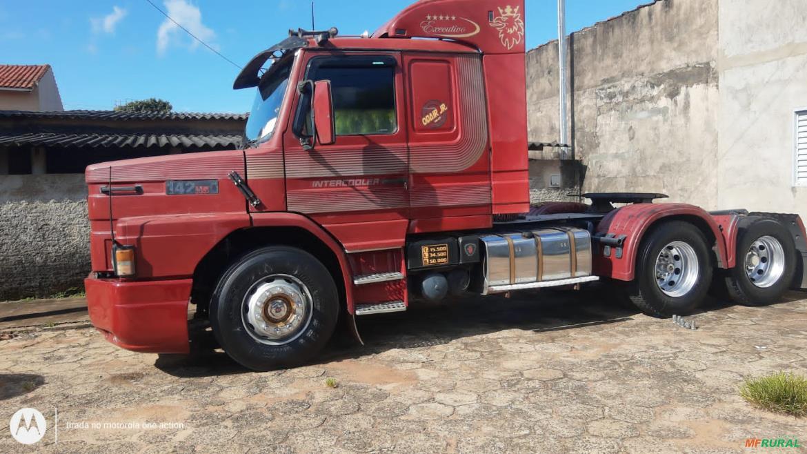 Caminhões Scania 142 à venda com preço 142