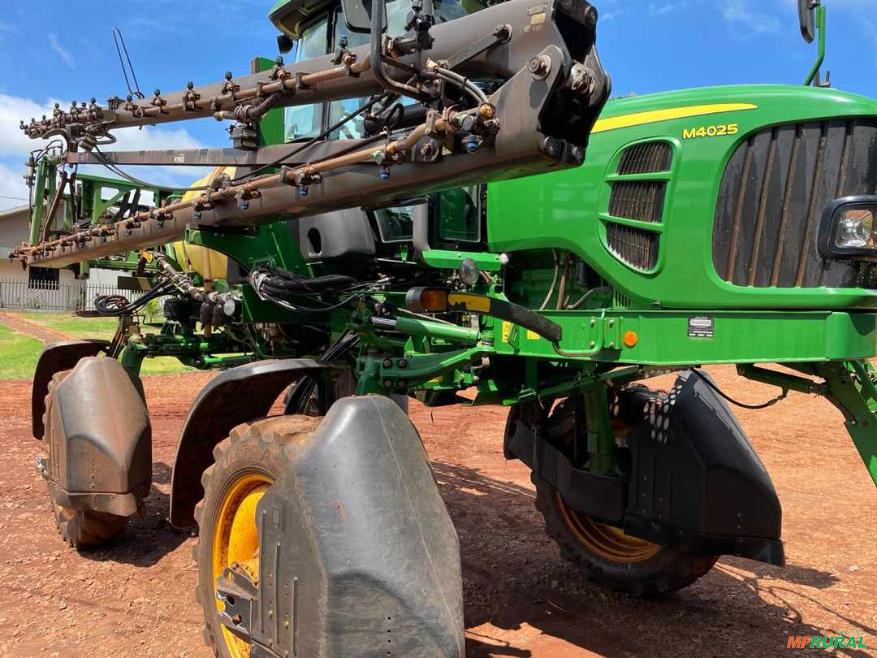 Autopropelido jd 4025 em Cascavel PR à venda. Compre direto 800886