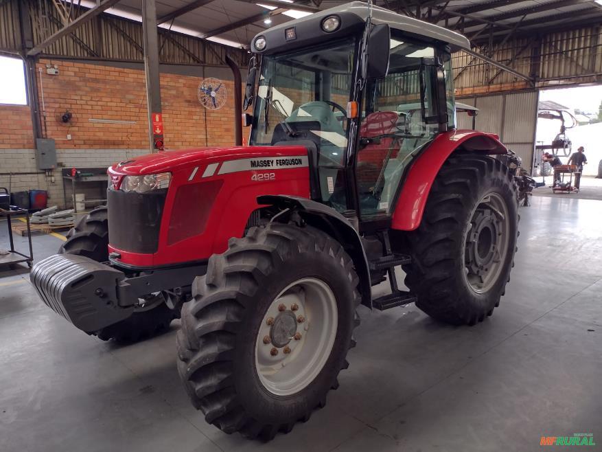 Trator Massey Ferguson mf 4292 Cabinado 2015 us 200083 Irati em 774764