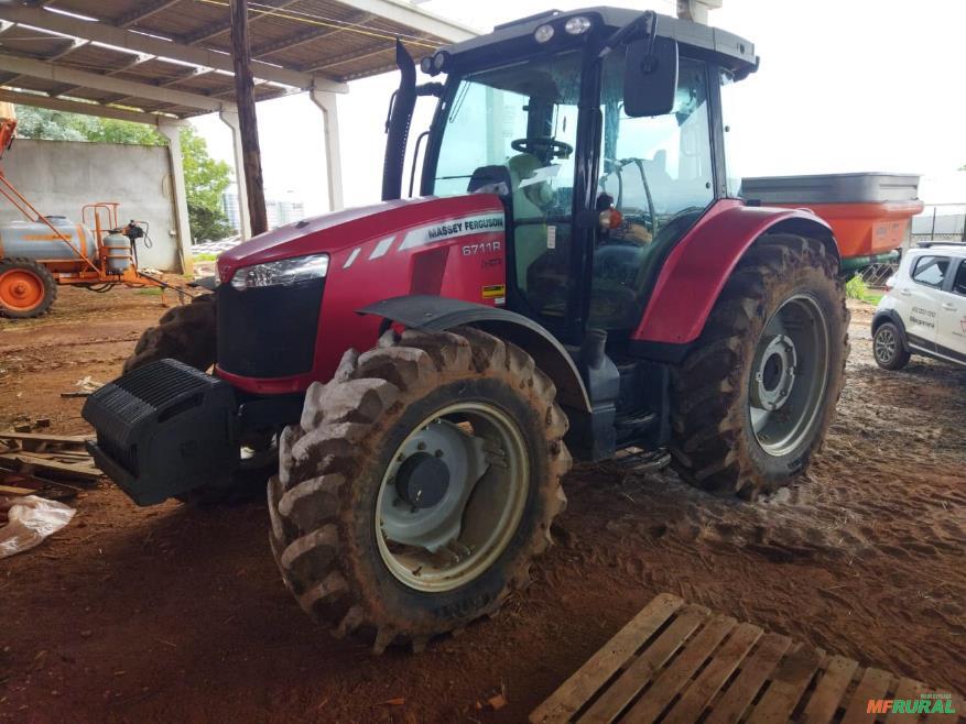 Trator Massey Ferguson mf 6711 R Cabinado 3700 Horas Fabricação 779902