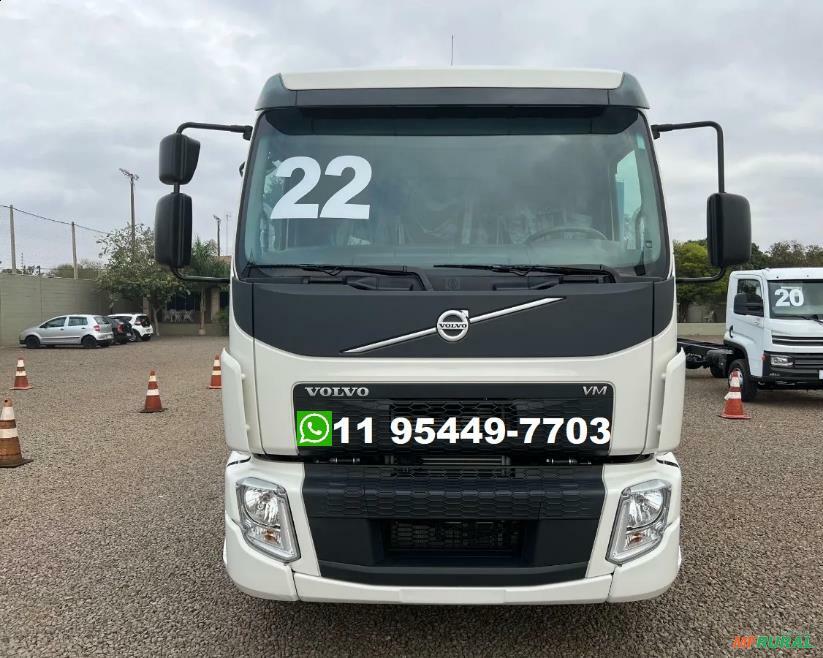 Caminhão Volvo vm 270 Ano 22 em Jundiaí SP à venda. Compre 639958