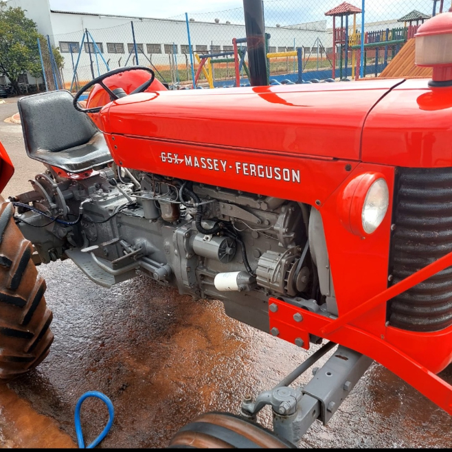 Trator Massey Ferguson 65 X 4X4 Ano 73 em Boracéia SP à venda. 640201