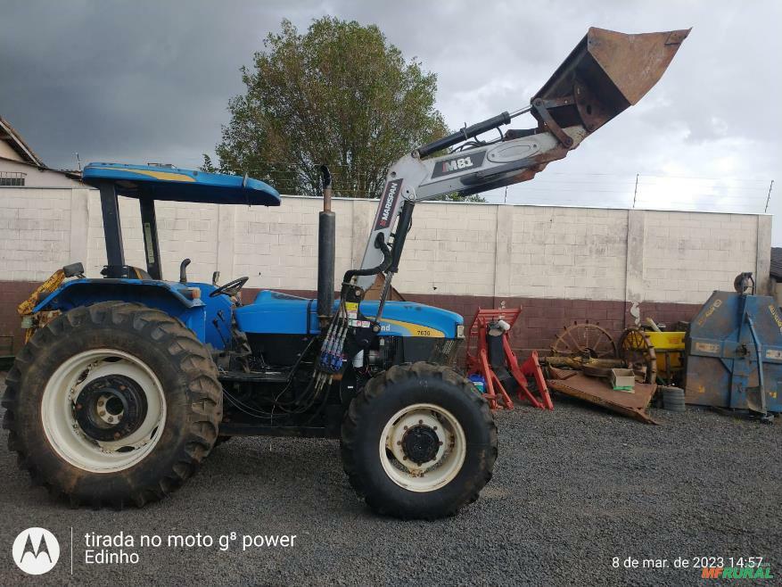 Trator New Holland 7630 4X4 Ano 12 em Araxá MG à venda. Compre 674105