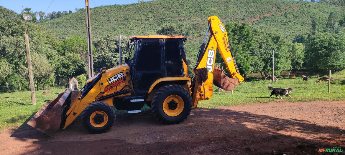 Retroescavadeira Jcb 2020 em Ipumirim SC à venda. Compre direto 665178
