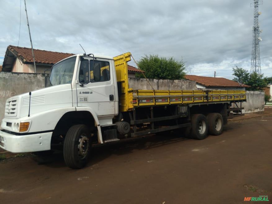 Caminhão Mercedes Benz (Mb) 1418 Ano 01 em Ituverava SP à venda. 669816