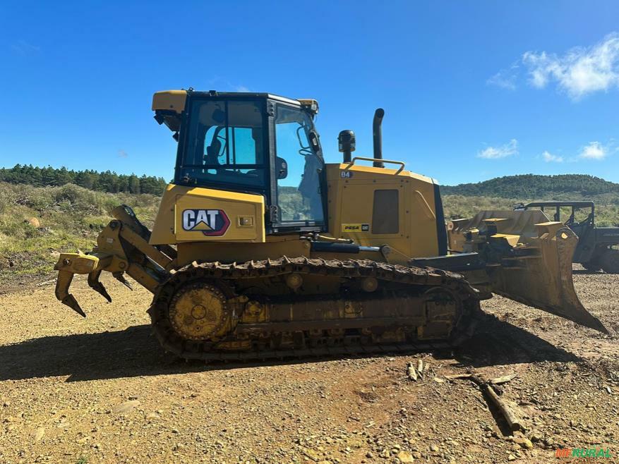 Trator Caterpillar Pesa Esteira D4 2021 em São Cristóvão do Sul 673177