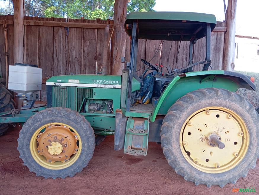 Trator John Deere 6405 em Varjão de Minas - MG à venda com preço