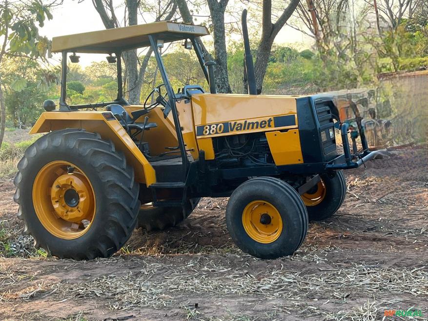 Trator Valmet 880 Ano 1988 em Quintana SP à venda. Compre direto 722771