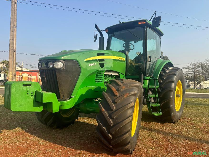 Trator John Deere 7195J (4X4) 195Cv - Ano 2013 em Jataizinho PR 815242