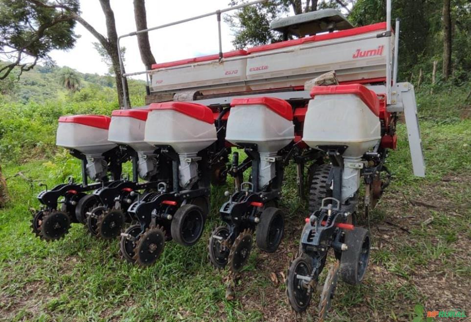 Plantadeira Jumil - Modelo: 2670 - Ano 2022 em Ribeirão das 819079