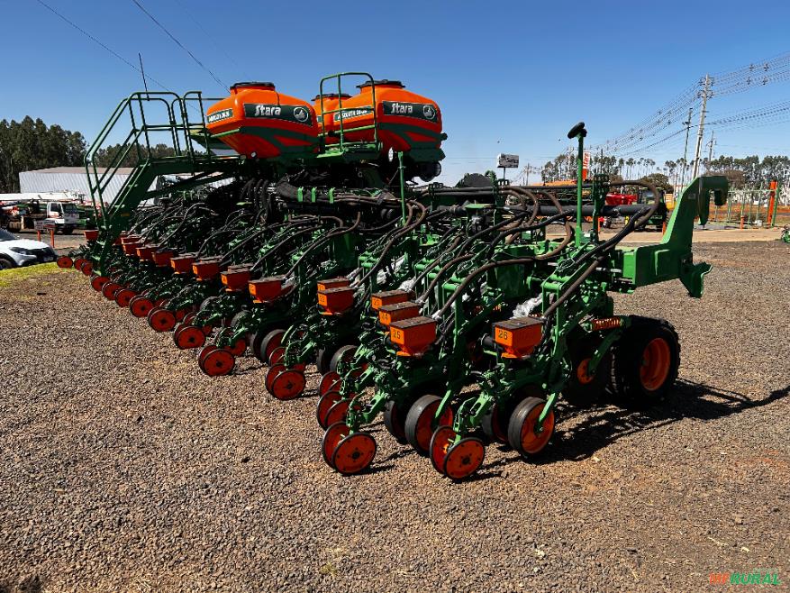 Plantadeira Stara - Modelo: Absoluta 28-26 - Ano 2022 em Jataí 825508