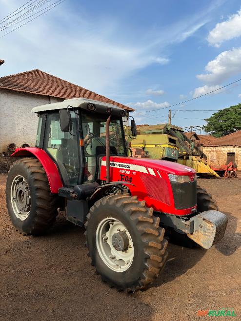 Trator Massey Ferguson 4292 hd (4X4) 110Cv - Ano 2016 em Guará 831992