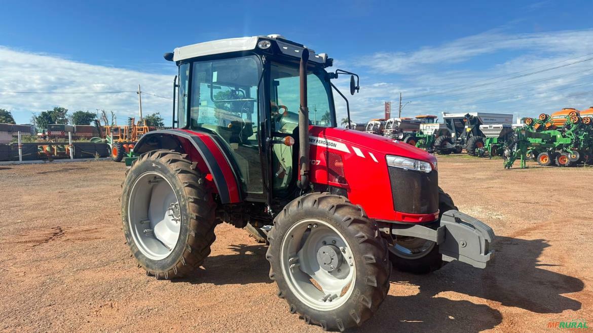 Trator Massey Ferguson em Boa Vista (Rondonópolis) - MT à venda