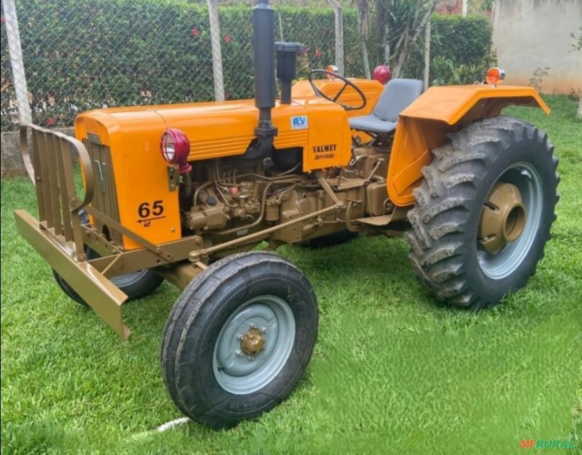 Trator Valtra/Valmet 65 id 4X2 Ano 73 em Barbacena MG à venda. 689628