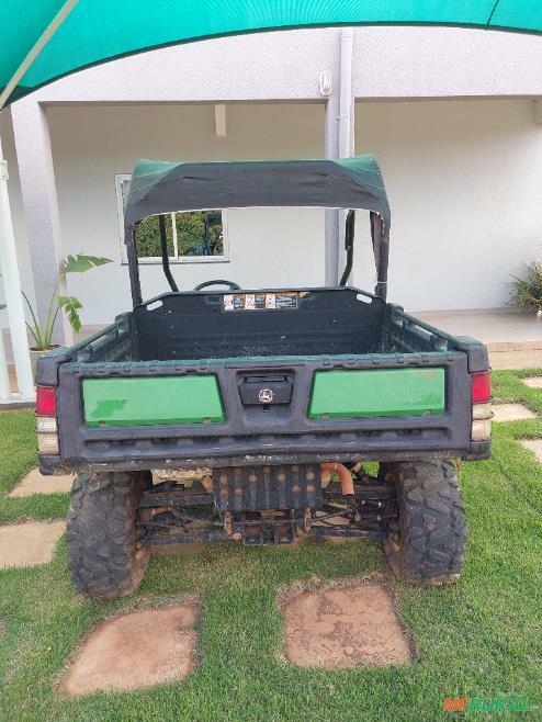 Gator John Deere 2011 em Várzea da Palma MG à venda. Compre 700967
