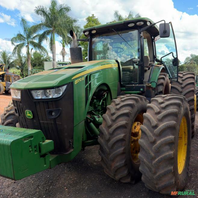 John Deere 8370 em Guapiaçu - SP Venda de John Deere 8370 em