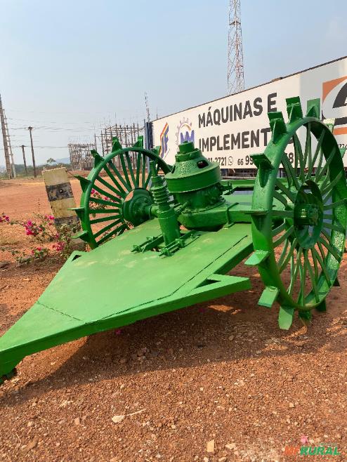 Roçadeira de Arrasto Inroda em Vila Rica MT à venda. Compre 825863