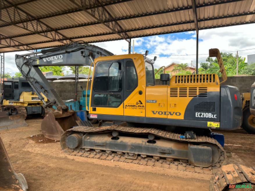 Escavadeira Hidráulica Volvo Ec210blc em Campinas SP à venda. 772347