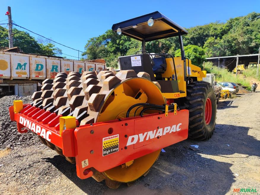 Rolo Compactador Dynapac Ca250 Pd em Belo Horizonte MG à venda. 690131