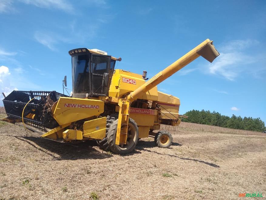 Colheitadeira New Holland New Holland NH 8040 à venda com New