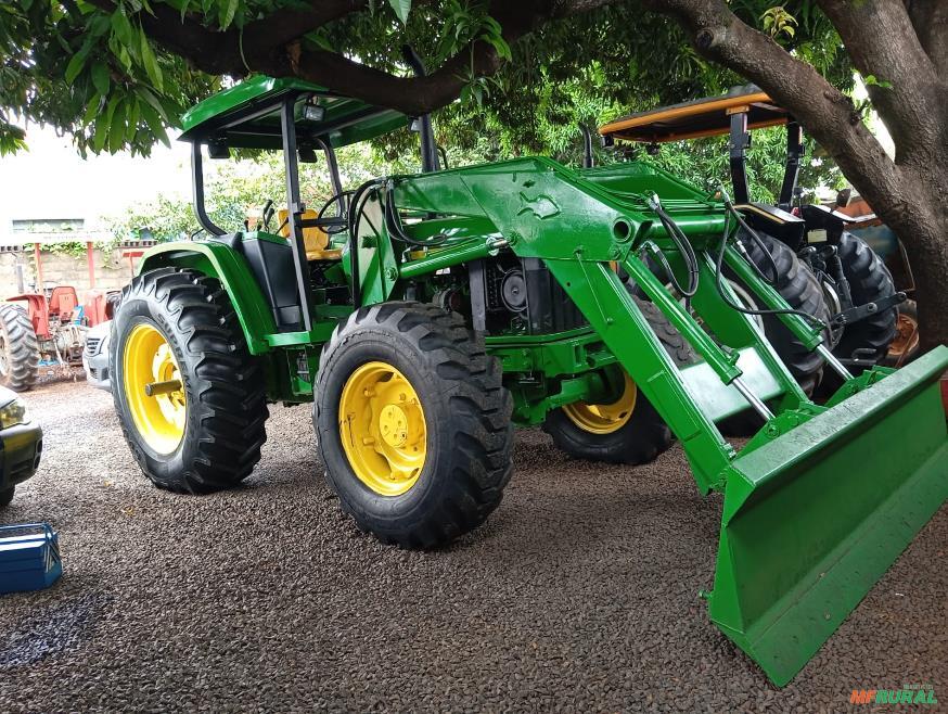 Trator Agricola John Deere - Modelo 6300 - Ano 1999 em 788340