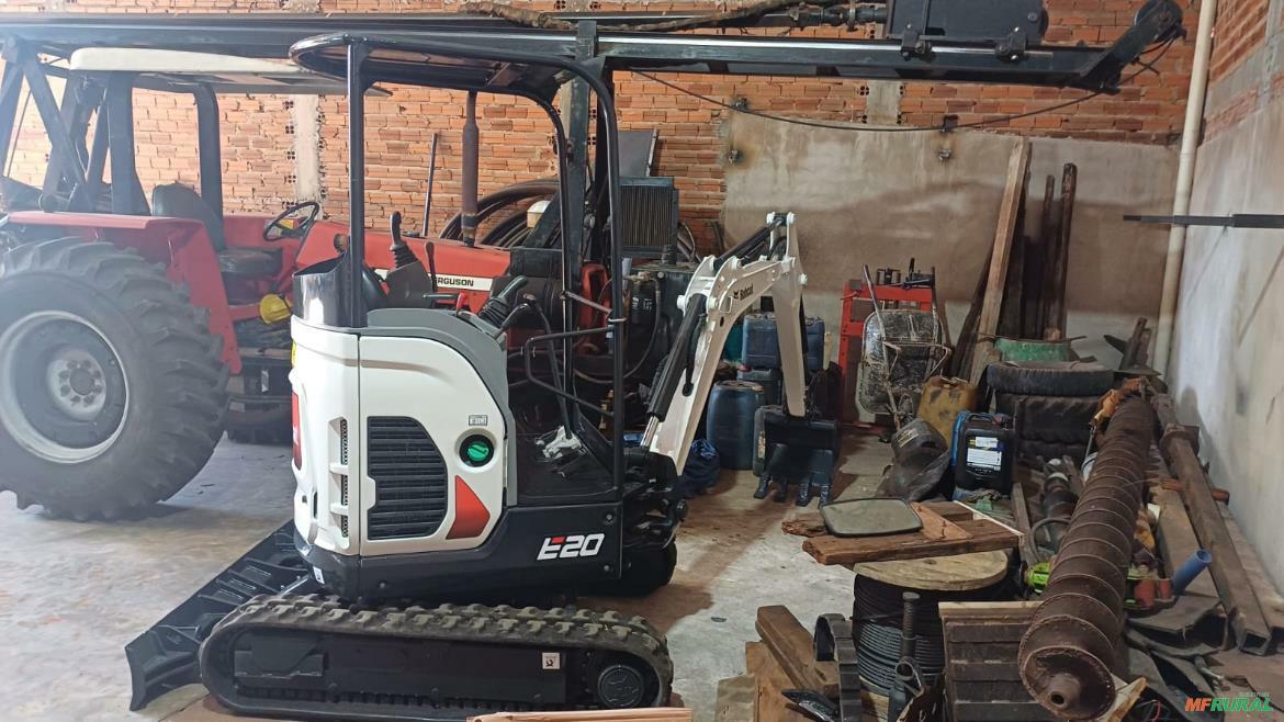 Mini Escavadeira Marca: Bobcat Modelo: E20z Ano: 2021 T 811128