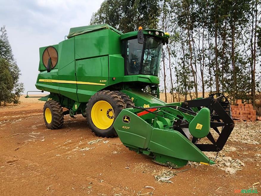 Colheitadeira John Deere S440 em Rondonópolis MT à venda. Compre 791805