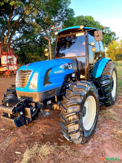 Ls Plus 90 (88 Cv) em Lagoa Grande MG à venda. Compre direto 793447