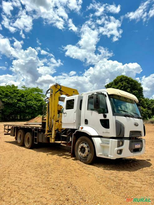 Caminhão Munck (Truck) Ford Cargo 2428 (6X2) em Ituverava SP à 842034