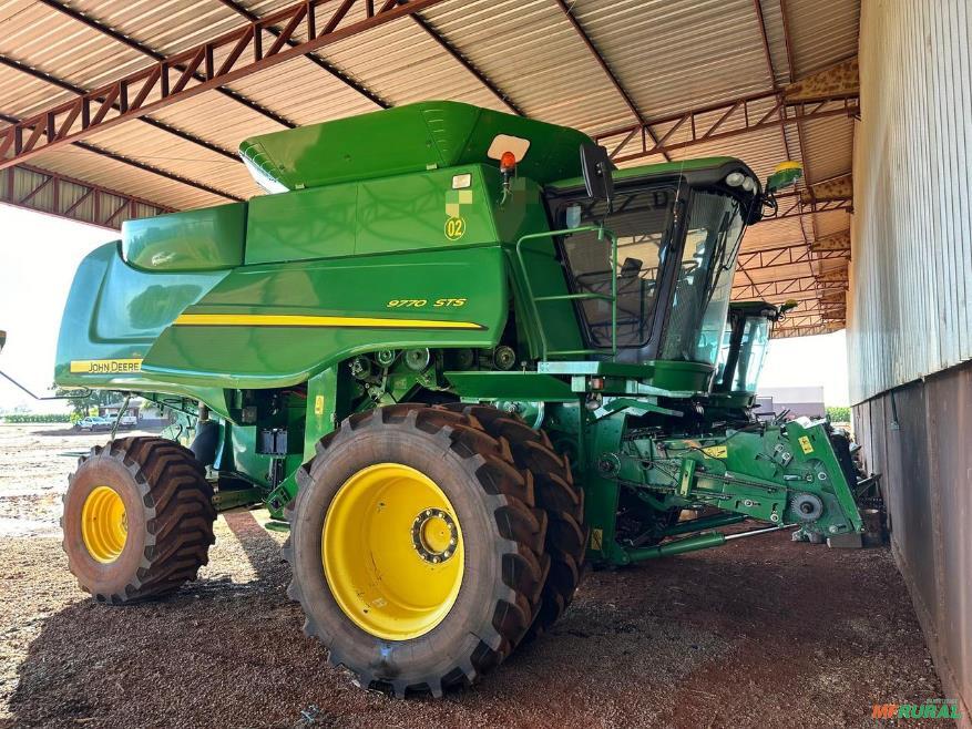 Colheitadeira John Deere Sts 9770 em Maracaju MS à venda. Compre 858795