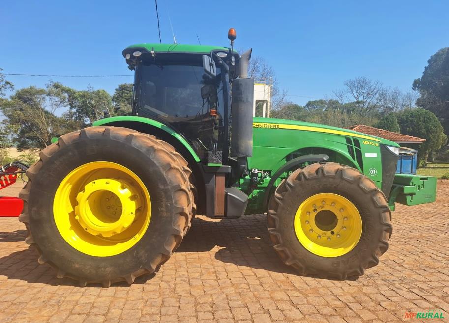 Trator John Deere 8370R Ano 2020 em Curitiba PR à venda. Compre 851453