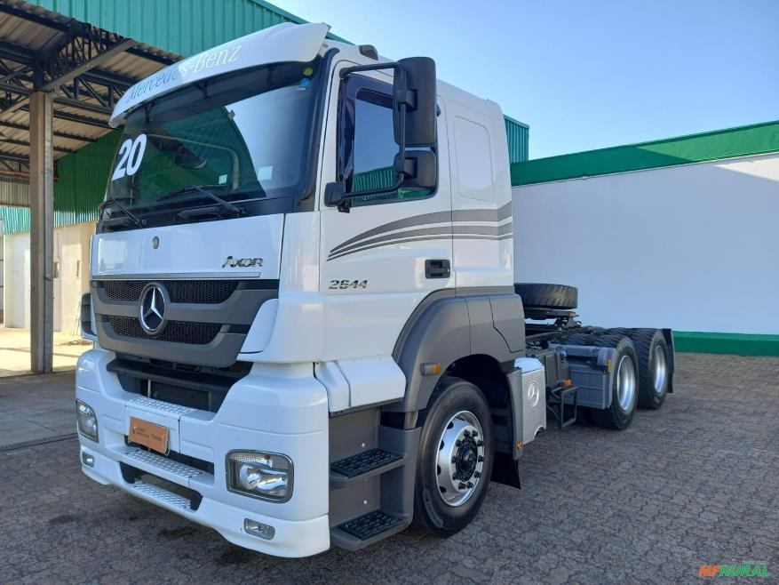 Mercedes-Benz Axor 2644 6X4 2020/2020 em Campinas SP à venda. 809870