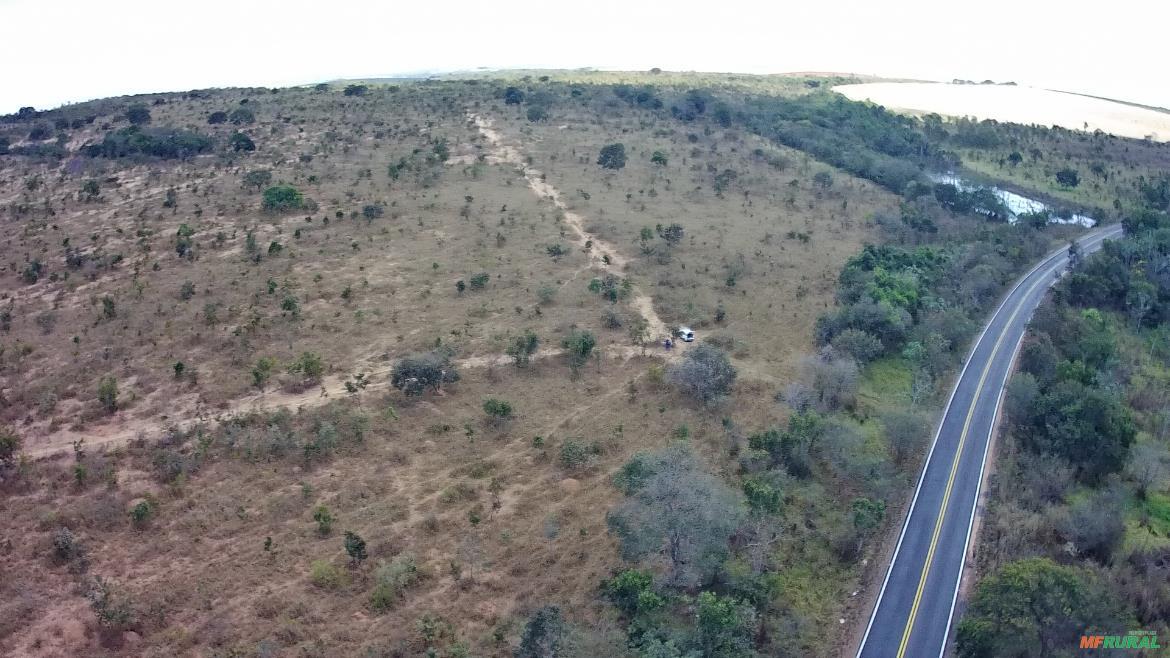 Fazenda em Paracatu mg Com Área Total de 318 Hectares em 808746