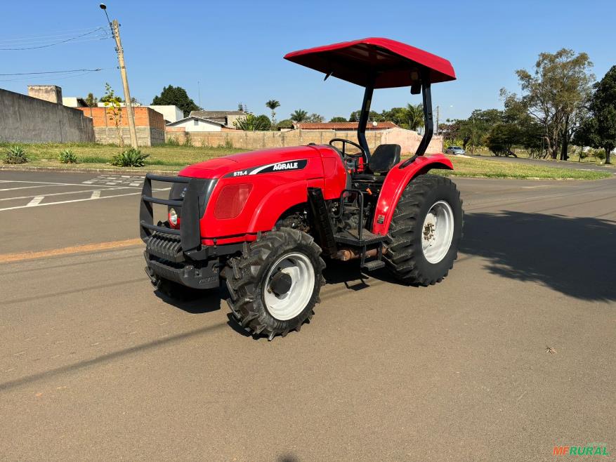 Trator Agrale 575.4 Cafeeiro/Compacto 4X4 Ano 2016/2017 em Artur 810654