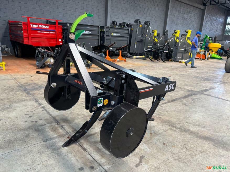 Subsolador Hidraulico 3 Hastes | Preço Venda Compra - MF Rural
