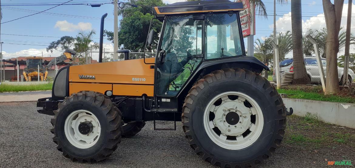Valtra bm 110 Cabinado Com Fluxo Continuo Com 8000 Horas em 807670