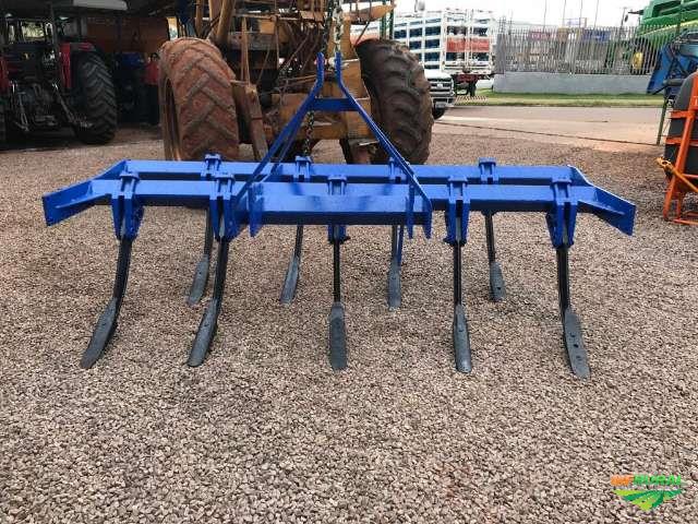 Subsolador 9 Pés Jan em Goioerê PR à venda. Compre direto 308824
