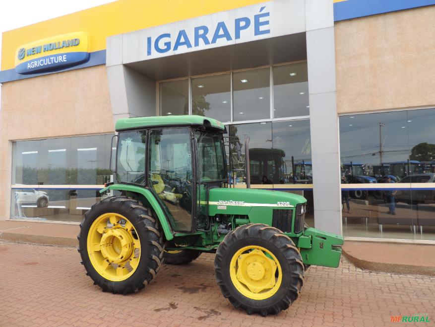Trator John Deere 5705 4X4 Ano 08 em Tatuí SP à venda. Compre 690230