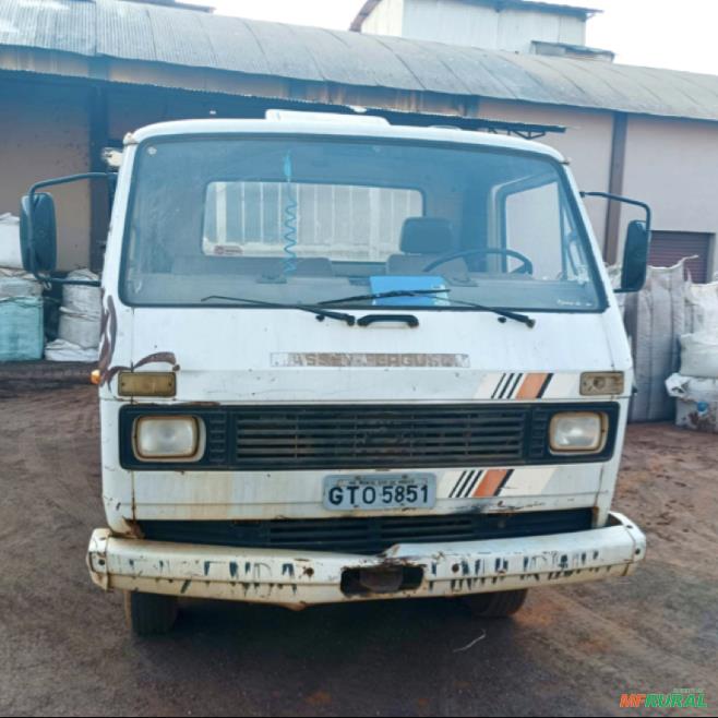 Caminhão 3/4 vw - 7-90S em Monte Santo de Minas MG à venda. 735300