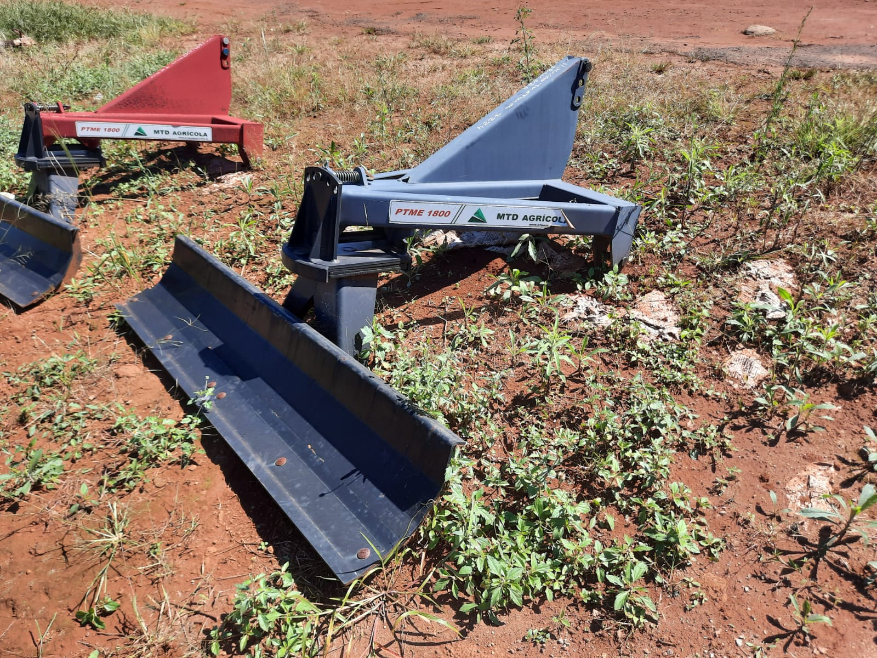 Plaina Hidraulica Niveladora Reversivel Starplan 5000 Stara