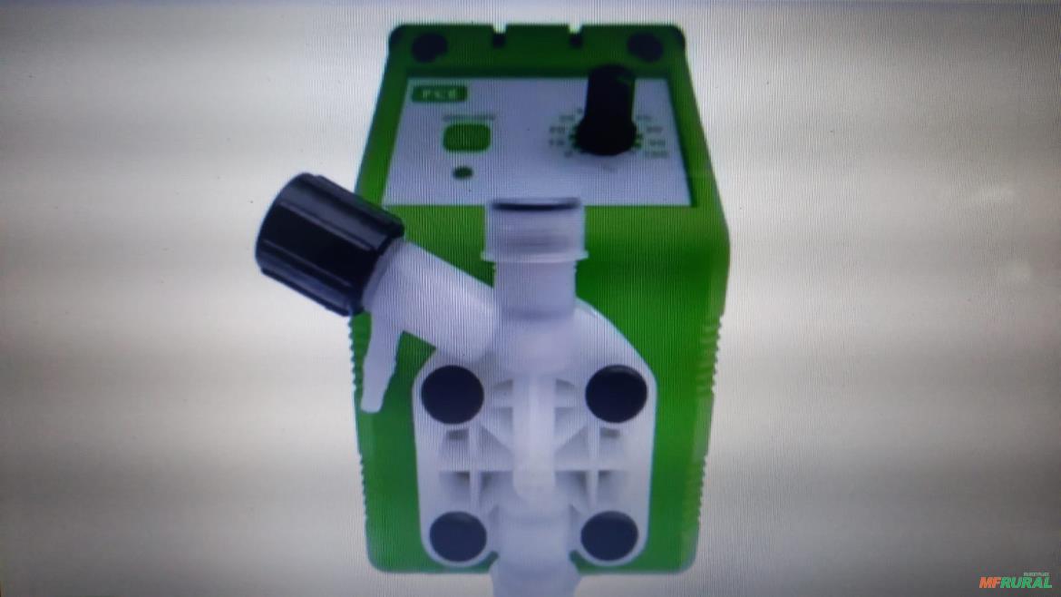 Bomba Dosadora Completa Para Ácido/ Soda em Araras SP à venda. 686467